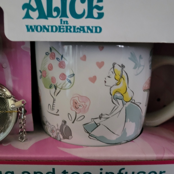 Disney | Dining | Alice In Wonderland Tea Infuser And Ceramic Mug ...